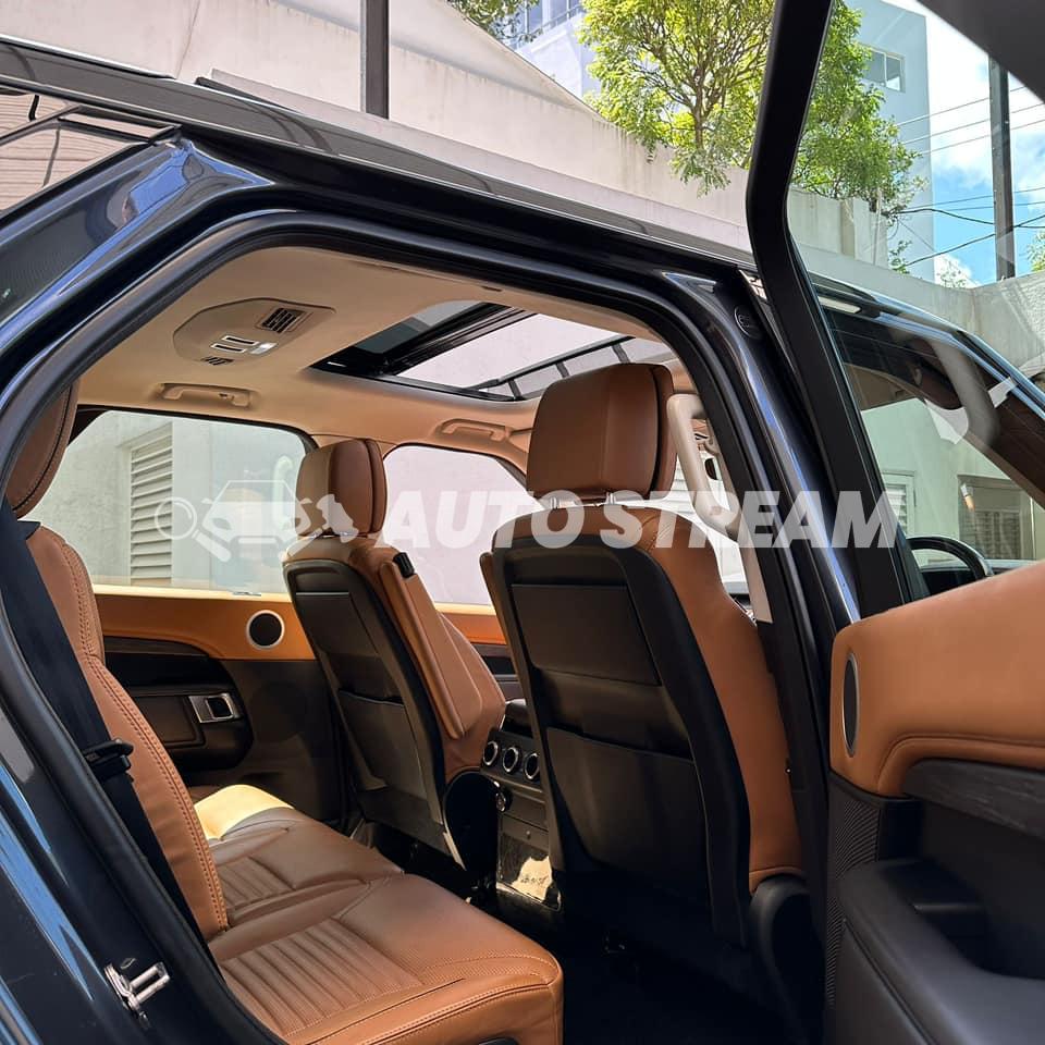 Land Rover Discovery 2018 – autostream.lk